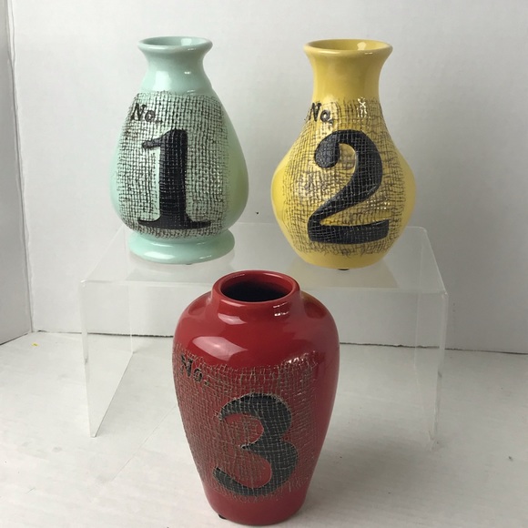 Accents | Nwt Set Of 3 Small Vases Designs With Distressed Front ...